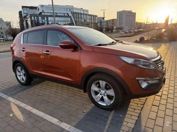 Оранжевый Киа Sportage 2013 в Вильнюс, объемом двигателя 1.69 л и пробегом 268 тыс. км за 5899 €, фото 3 на AUTOMOTO.COM.LV