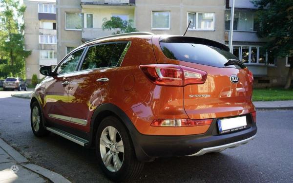 Оранжевый Киа Sportage 2013 в Вильнюс, объемом двигателя 2.00 л и пробегом 211 тыс. км за 9000 €, фото 3 на AUTOMOTO.COM.LV