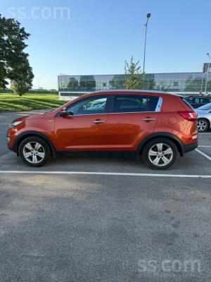 Оранжевый Киа Sportage 2013 в Даугавпилс, объемом двигателя 2.00 л и пробегом 197 тыс. км за 7300 €, фото  на AUTOMOTO.COM.LV