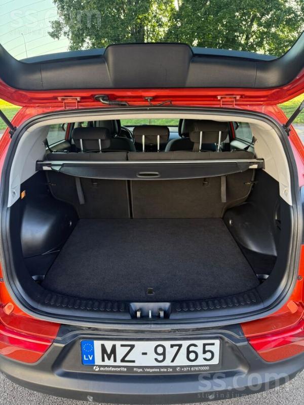 Kia Sportage 2013 Daugavpils vietnē Oranžs Kia Sportage 2013 Daugavpils, ar dzinēja tilpumu 2.00 L un nobraukumu 197 tūkst. km par 7300 €, foto 11 vietnē AUTOMOTO.COM.LV