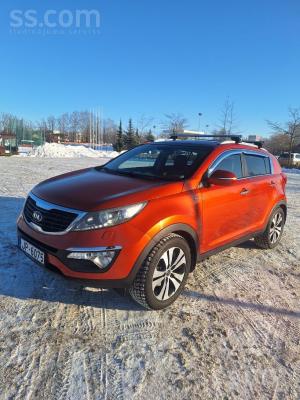 Orange Kia Sportage 2014 in Jelgava, with an engine capacity of 2.00 L and mileage of 208 thousand km for 8900 €, photo  on AUTOMOTO.COM.LV
