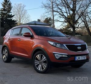 Оранжевый Киа Sportage 2015 в Рига, объемом двигателя 2.00 л и пробегом 67 тыс. км за 10900 €, фото  на AUTOMOTO.COM.LV