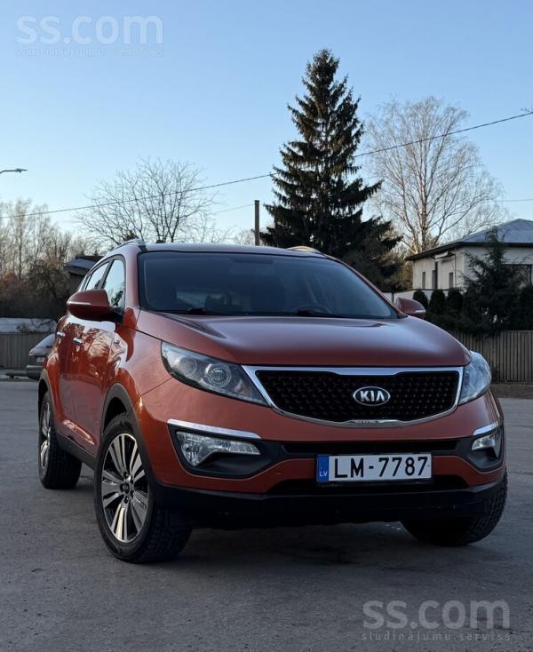 Оранжевый Киа Sportage 2015 в Рига, объемом двигателя 2.00 л и пробегом 67 тыс. км за 10900 €, фото 4 на AUTOMOTO.COM.LV