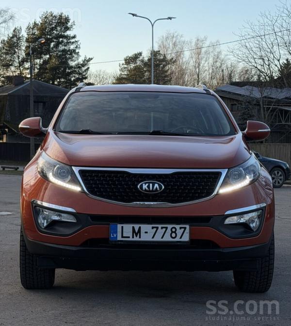 Оранжевый Киа Sportage 2015 в Рига, объемом двигателя 2.00 л и пробегом 67 тыс. км за 10900 €, фото 6 на AUTOMOTO.COM.LV