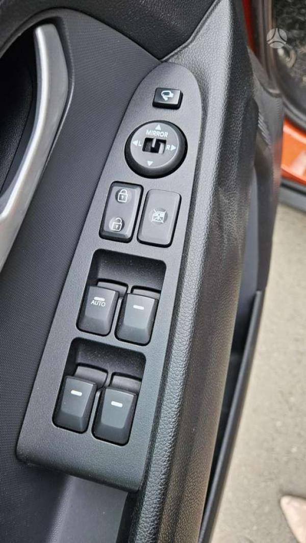 Orange Kia Sportage 2015 in Kaunas, with an engine capacity of 2.00 L and mileage of 104 thousand km for 9700 €, photo 9 on AUTOMOTO.COM.LV