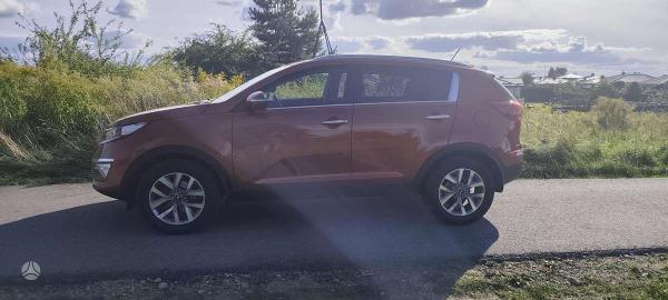 Oranžs Kia Sportage 2015 Viļņa, ar dzinēja tilpumu 1.59 L un nobraukumu 98 tūkst. km par 9900 €, foto 5 vietnē AUTOMOTO.COM.LV