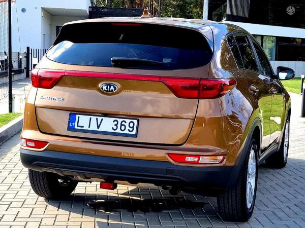Oranžs Kia Sportage 2017 Viļņa, ar dzinēja tilpumu 2.40 L un nobraukumu 200 tūkst. km par 10500 €, foto 6 vietnē AUTOMOTO.COM.LV