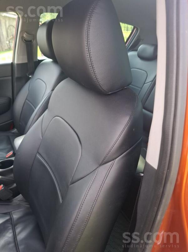 Oranžs Kia Sportage 2019 Valka, ar dzinēja tilpumu 1.60 L un nobraukumu 60 tūkst. km par 14000 €, foto 5 vietnē AUTOMOTO.COM.LV