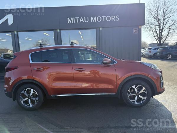 Orange Kia Sportage 2019 in Jelgava, with an engine capacity of 1.60 L and mileage of 183 thousand km for 13300 €, photo 5 on AUTOMOTO.COM.LV
