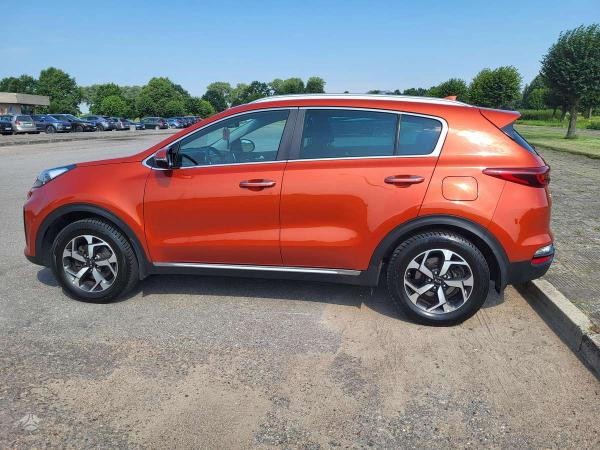 Orange Kia Sportage 2019 in Kaunas, with an engine capacity of 1.59 L and mileage of 85 thousand km for 13900 €, photo 3 on AUTOMOTO.COM.LV