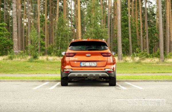 Oranžs Kia Sportage 2019 Rīga, ar dzinēja tilpumu 1.60 L un nobraukumu 62 tūkst. km par 13590 €, foto 8 vietnē AUTOMOTO.COM.LV