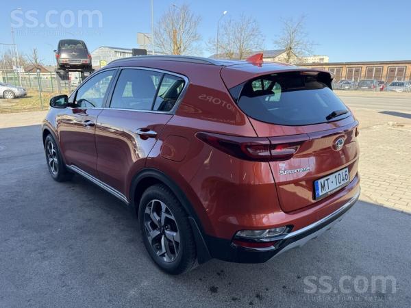 Oranžs Kia Sportage 2021 Jelgava, ar dzinēja tilpumu 1.60 L un nobraukumu 133 tūkst. km par 13900 €, foto 3 vietnē AUTOMOTO.COM.LV