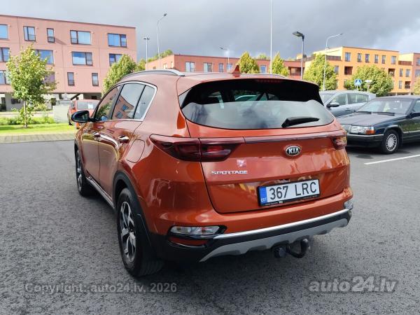 Оранжевый Киа Sportage 2021 в Таллин, объемом двигателя 1.60 л и пробегом 118 тыс. км за 17000 €, фото 5 на AUTOMOTO.COM.LV