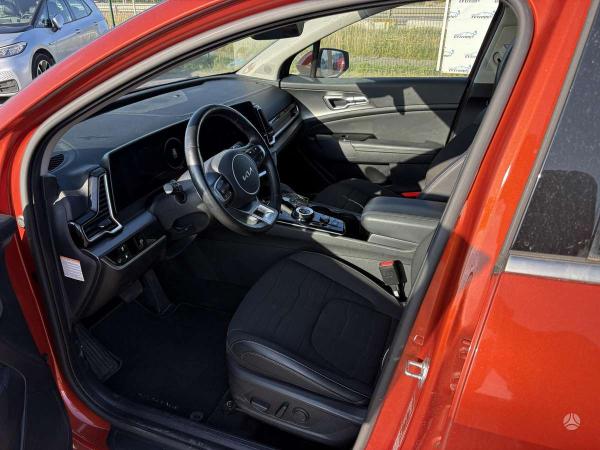 Oranžs Kia Sportage 2022 Viļņa, ar dzinēja tilpumu 1.60 L un nobraukumu 94 tūkst. km par 26200 €, foto 4 vietnē AUTOMOTO.COM.LV