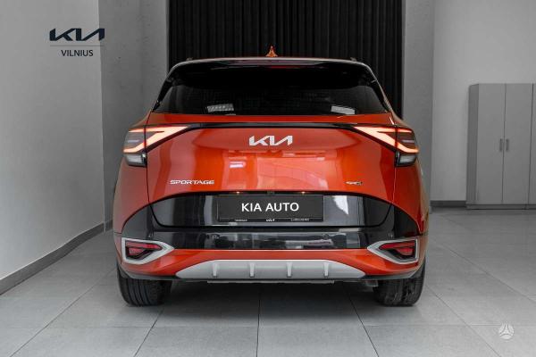 Orange Kia Sportage 2022 in Vilnius, with an engine capacity of 1.60 L and mileage of 94 thousand km for 27900 €, photo 5 on AUTOMOTO.COM.LV