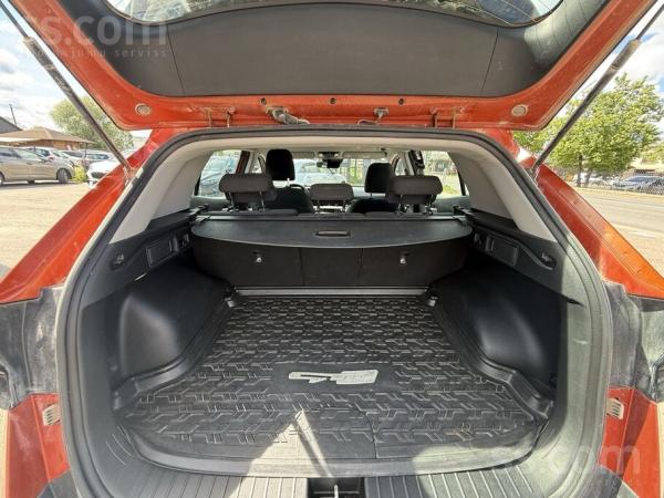 Orange Kia Sportage 2023 in Jelgava, with an engine capacity of 1.60 L and mileage of 103 thousand km for 20500 €, photo 5 on AUTOMOTO.COM.LV