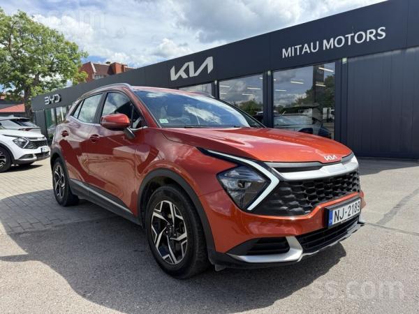 Orange Kia Sportage 2023 in Jelgava, with an engine capacity of 1.60 L and mileage of 103 thousand km for 20500 €, photo 8 on AUTOMOTO.COM.LV