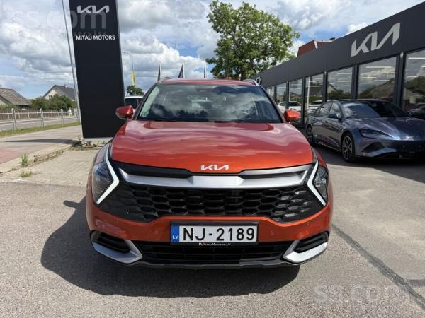 Orange Kia Sportage 2023 in Jelgava, with an engine capacity of 1.60 L and mileage of 103 thousand km for 20500 €, photo 9 on AUTOMOTO.COM.LV