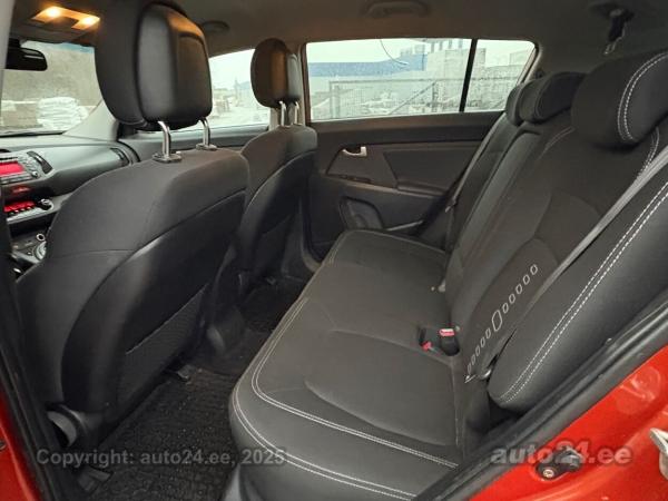 Oranžs Kia Sportage 2010 Rapla, ar dzinēja tilpumu 2.00 L un nobraukumu 0 tūkst. km par 5000 €, foto 11 vietnē AUTOMOTO.COM.LV