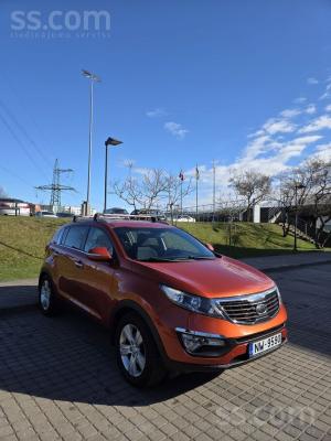 Оранжевый Киа Sportage 2011 в Рига, объемом двигателя 2.00 л и пробегом 183 тыс. км за 8500 €, фото  на AUTOMOTO.COM.LV