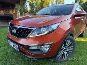 Oranžs Kia Sportage 2015 Repina, ar dzinēja tilpumu 1.70 L un nobraukumu 150 tūkst. km par 7999 €, foto  vietnē AUTOMOTO.COM.LV