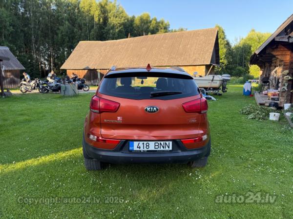 Oranžs Kia Sportage 2015 Repina, ar dzinēja tilpumu 1.70 L un nobraukumu 150 tūkst. km par 7999 €, foto 7 vietnē AUTOMOTO.COM.LV