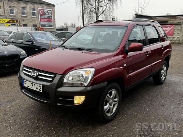 Красный Киа Sportage 2005 в Даугавпилс, объемом двигателя 2.00 л и пробегом 0 тыс. км за 2490 €, фото 3 на AUTOMOTO.COM.LV