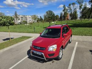 Red Kia Sportage 2008 in Ukmerge, with an engine capacity of 2.00 L and mileage of 149 thousand km for 3200 €, photo  on AUTOMOTO.COM.LV