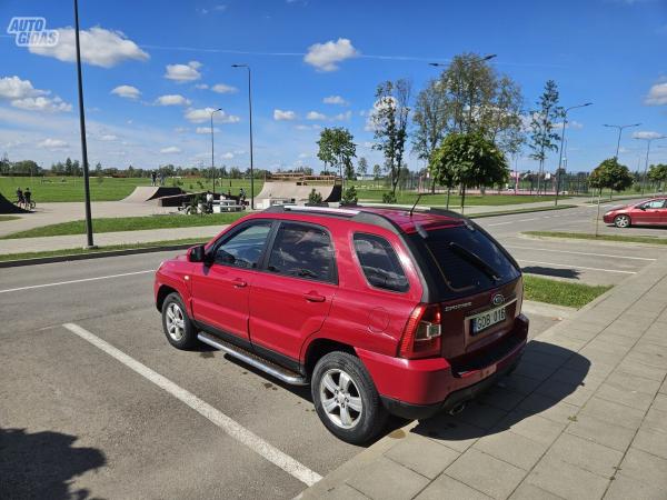 Красный Киа Sportage 2008 в Укмерге, объемом двигателя 2.00 л и пробегом 149 тыс. км за 3200 €, фото 9 на AUTOMOTO.COM.LV