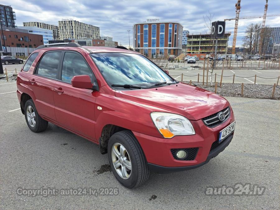 Red Kia Sportage 2010 in Tallinn, with an engine capacity of 2.00 L and mileage of 170 thousand km for 4000 €, photo 3 on AUTOMOTO.COM.LV