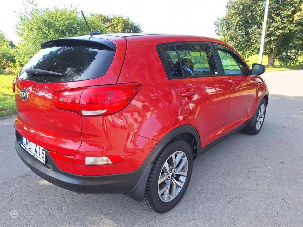Sarkans Kia Sportage 2014 Kelmė, ar dzinēja tilpumu 2.40 L un nobraukumu 167 tūkst. km par 5900 €, foto 3 vietnē AUTOMOTO.COM.LV