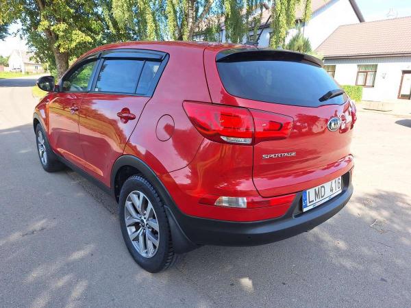 Sarkans Kia Sportage 2014 Kelmė, ar dzinēja tilpumu 2.40 L un nobraukumu 167 tūkst. km par 5900 €, foto 5 vietnē AUTOMOTO.COM.LV