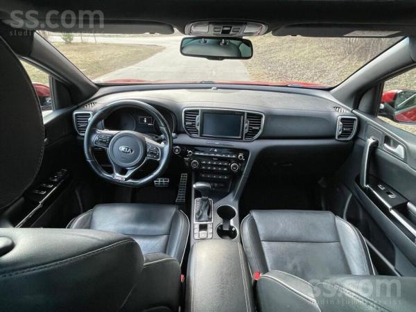 Red Kia Sportage 2016 in Riga, with an engine capacity of 2.00 L and mileage of 245 thousand km for 8600 €, photo 8 on AUTOMOTO.COM.LV