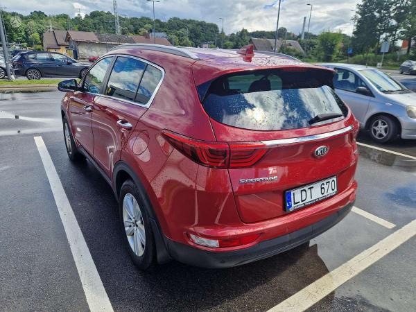 Красный Киа Sportage 2016 в Каунас, объемом двигателя 1.69 л и пробегом 231 тыс. км за 10527 €, фото 5 на AUTOMOTO.COM.LV
