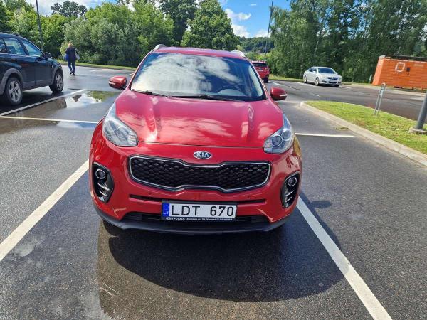 Red Kia Sportage 2016 in Kaunas, with an engine capacity of 1.69 L and mileage of 231 thousand km for 10527 €, photo 2 on AUTOMOTO.COM.LV