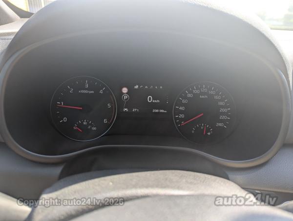 Красный Киа Sportage 2016 в Таллин, объемом двигателя 2.00 л и пробегом 209 тыс. км за 11000 €, фото 7 на AUTOMOTO.COM.LV