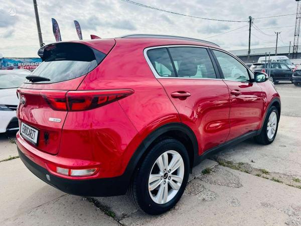 Red Kia Sportage 2016 in Kaunas, with an engine capacity of 1.60 L and mileage of 106 thousand km for 13200 €, photo 4 on AUTOMOTO.COM.LV