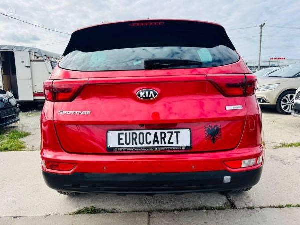 Red Kia Sportage 2016 in Kaunas, with an engine capacity of 1.60 L and mileage of 106 thousand km for 13200 €, photo 5 on AUTOMOTO.COM.LV