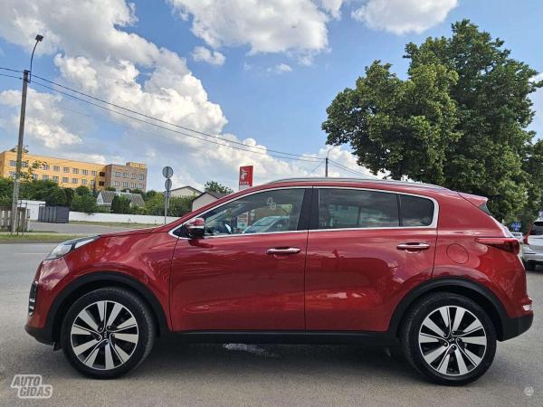 Red Kia Sportage 2016 in Siauliai, with an engine capacity of 1.70 L and mileage of 249 thousand km for 10750 €, photo 11 on AUTOMOTO.COM.LV