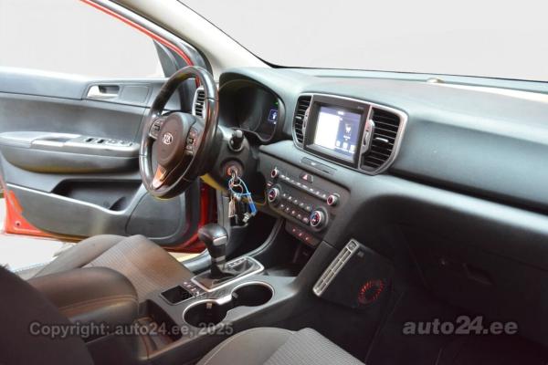 Sarkans Kia Sportage 2017 Tallina, ar dzinēja tilpumu 2.00 L un nobraukumu 164 tūkst. km par 7999 €, foto 11 vietnē AUTOMOTO.COM.LV