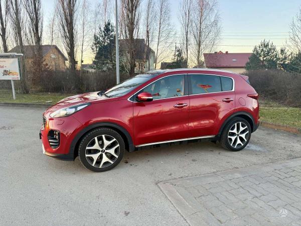 Красный Киа Sportage 2017 в Таураге, объемом двигателя 1.69 л и пробегом 199 тыс. км за 11900 €, фото 3 на AUTOMOTO.COM.LV