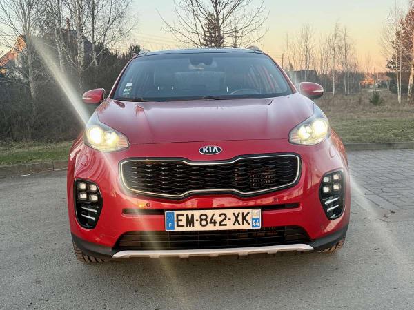 Красный Киа Sportage 2017 в Таураге, объемом двигателя 1.69 л и пробегом 199 тыс. км за 11900 €, фото 4 на AUTOMOTO.COM.LV