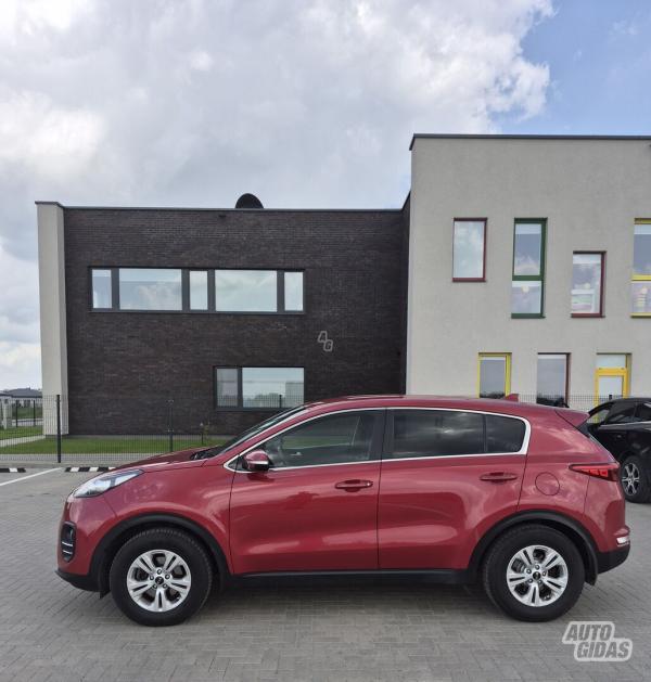 Red Kia Sportage 2017 in Kaunas, with an engine capacity of 1.60 L and mileage of 166 thousand km for 10200 €, photo 7 on AUTOMOTO.COM.LV