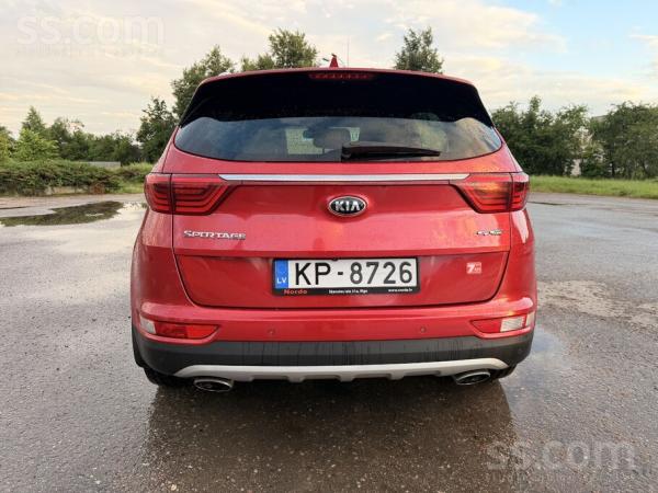 Sarkans Kia Sportage 2017 Ogre, ar dzinēja tilpumu 1.60 L un nobraukumu 189 tūkst. km par 13500 €, foto 4 vietnē AUTOMOTO.COM.LV