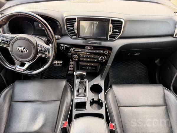 Sarkans Kia Sportage 2017 Ogre, ar dzinēja tilpumu 1.60 L un nobraukumu 189 tūkst. km par 13500 €, foto 10 vietnē AUTOMOTO.COM.LV