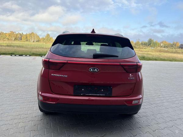 Красный Киа Sportage 2017 в Шяуляй, объемом двигателя 1.69 л и пробегом 200 тыс. км за 6200 €, фото 7 на AUTOMOTO.COM.LV