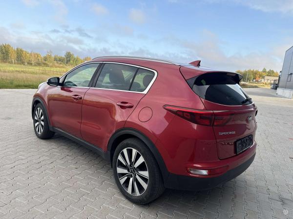 Красный Киа Sportage 2017 в Шяуляй, объемом двигателя 1.69 л и пробегом 200 тыс. км за 6200 €, фото 8 на AUTOMOTO.COM.LV