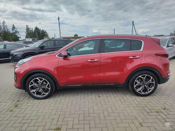 Red Kia Sportage 2018 in Taurage, with an engine capacity of 1.59 L and mileage of 174 thousand km for 13800 €, photo 9 on AUTOMOTO.COM.LV
