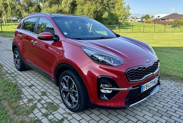 Красный Киа Sportage 2018 в Таураге, объемом двигателя 1.60 л и пробегом 140 тыс. км за 13900 €, фото 5 на AUTOMOTO.COM.LV