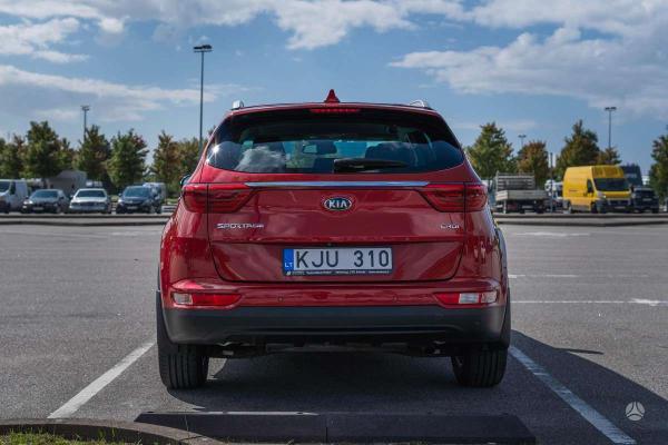 Красный Киа Sportage 2018 в Клайпеда, объемом двигателя 2.00 л и пробегом 118 тыс. км за 13000 €, фото 7 на AUTOMOTO.COM.LV